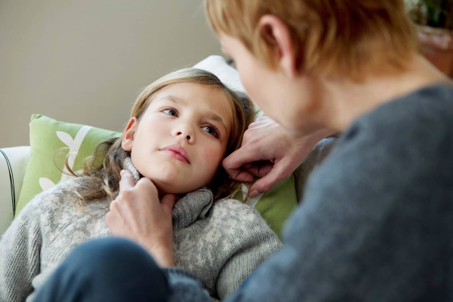 Wenn Kinder heiser sind: Was tun gegen Heiserkeit?